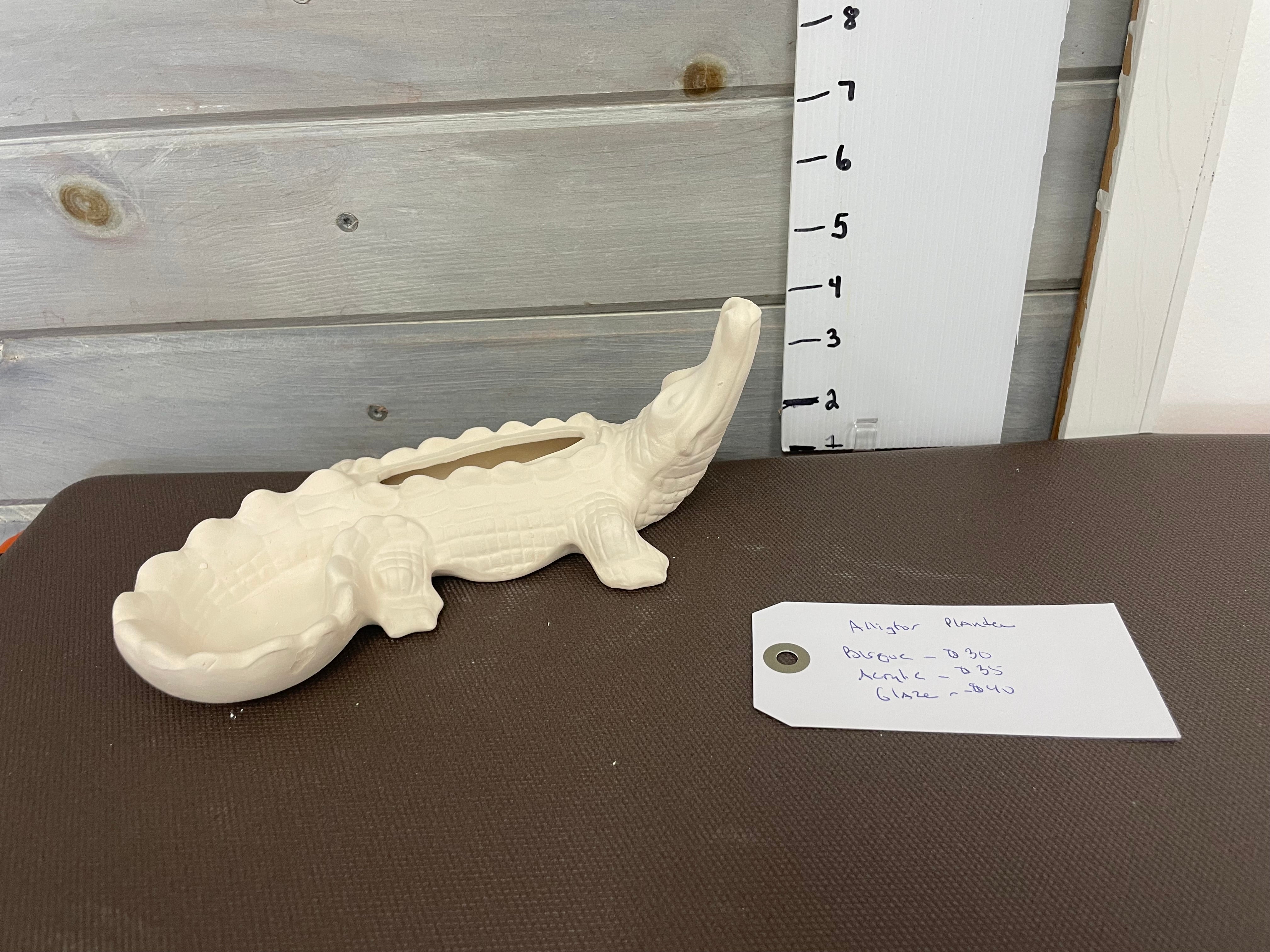 Alligator planter – A and L All Fired Up Ceramics